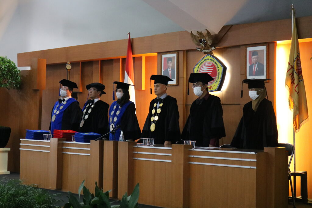 WISUDA STMIK LIKMI SUKSES DIGELAR! - STMIK LIKMI